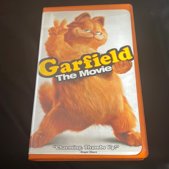 Media | Garfield The Movie Vhs | Poshmark